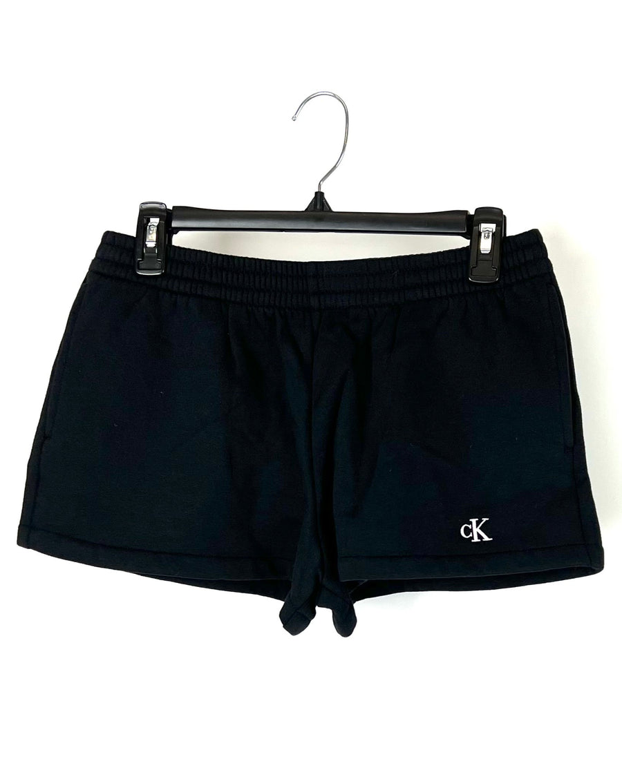 Calvin Klein – The Fashion Foundation